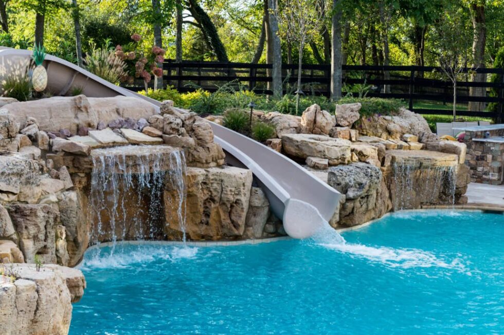 Accenting Pools with Real Stone Veneer | Natural Facing Blog
